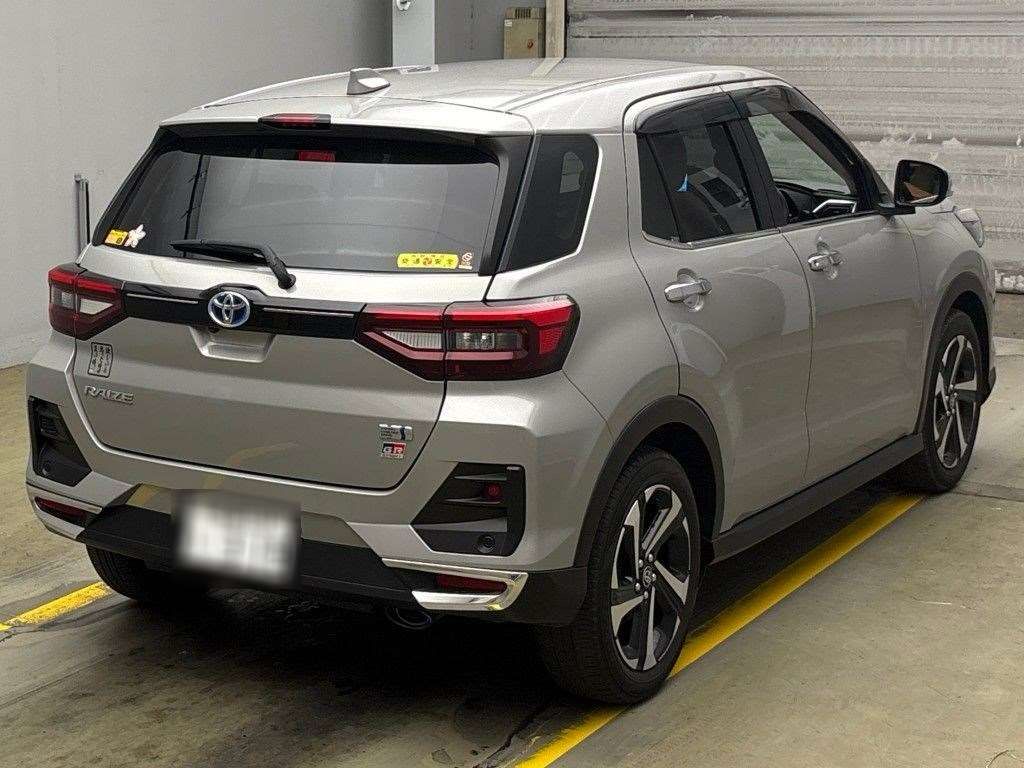 Toyota Raize 2022 roll on roll off dealer in Trinidad and Tobago